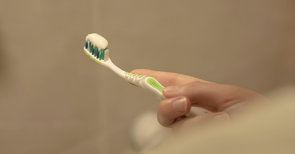 Why You Should Avoid Fluoride in Toothpaste, Explained