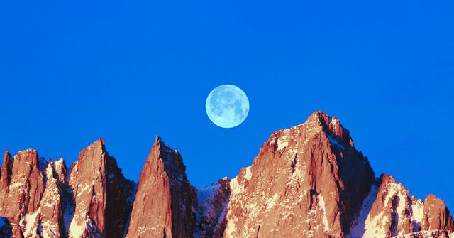 Why Is the Moon Visible During the Day? Details Here